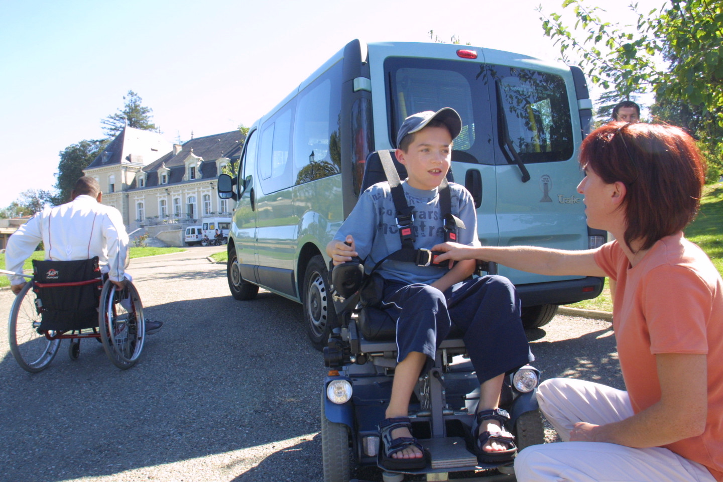 Handicap physique : zoom sur cette incapacité motrice - Ordre de Malte ...