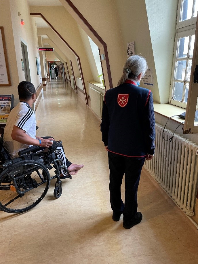 Aux Invalides, aux côtés des blessés de guerre - Ordre de Malte France